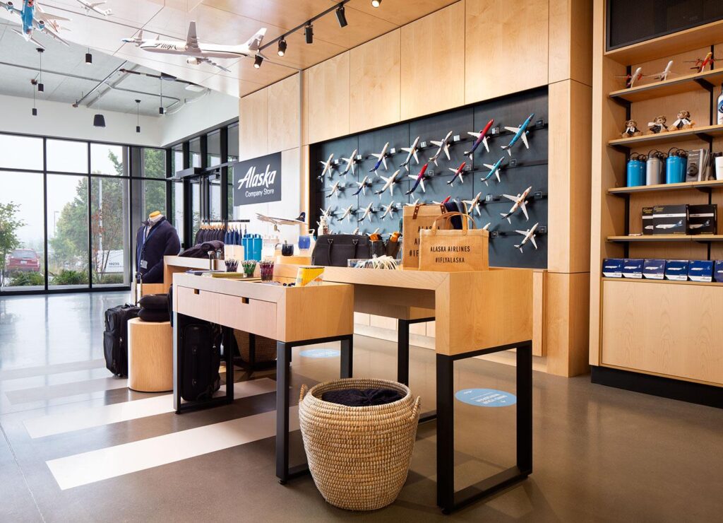 Golf Clubhouse Store - OPTO International - Modular & Custom Retail ...