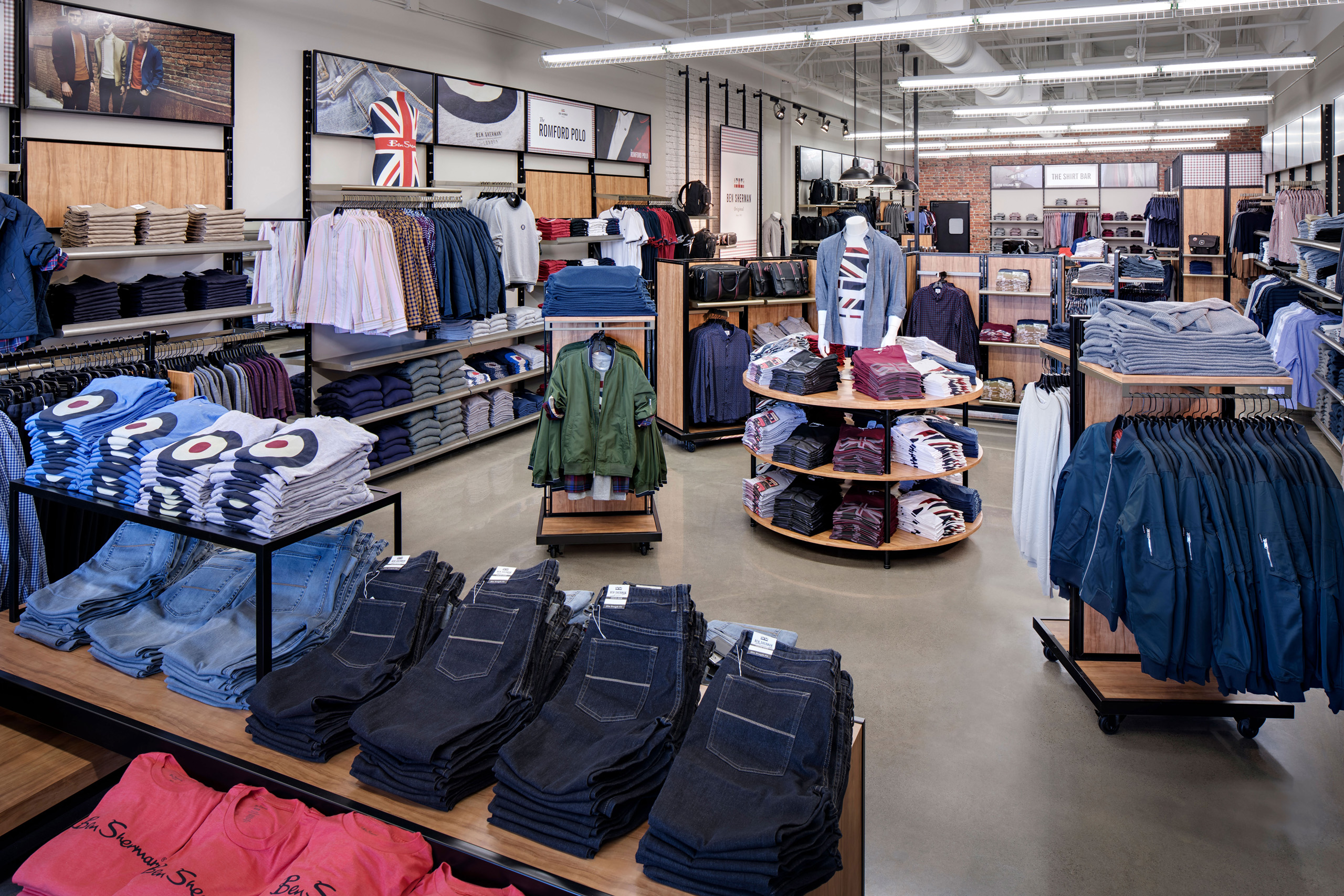 Ben Sherman Outlet - OPTO International - Modular & Custom Retail Displays