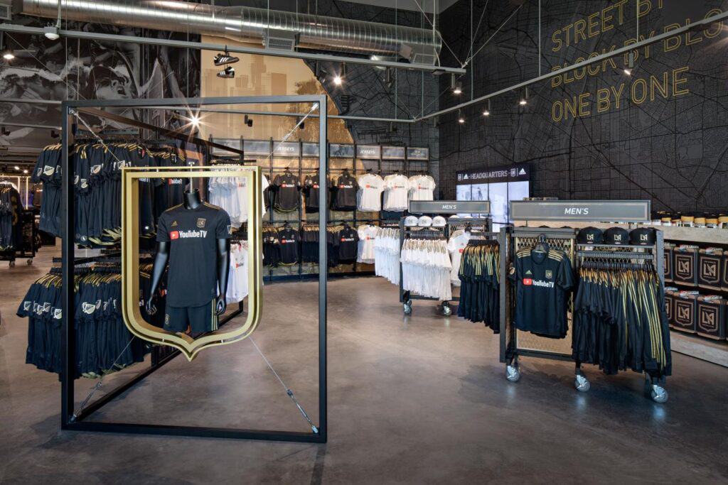 Basics - OPTO International - Modular & Custom Retail Displays