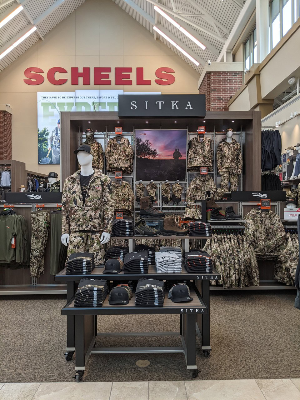 Specialty Retail Fixtures & Displays - OPTO International