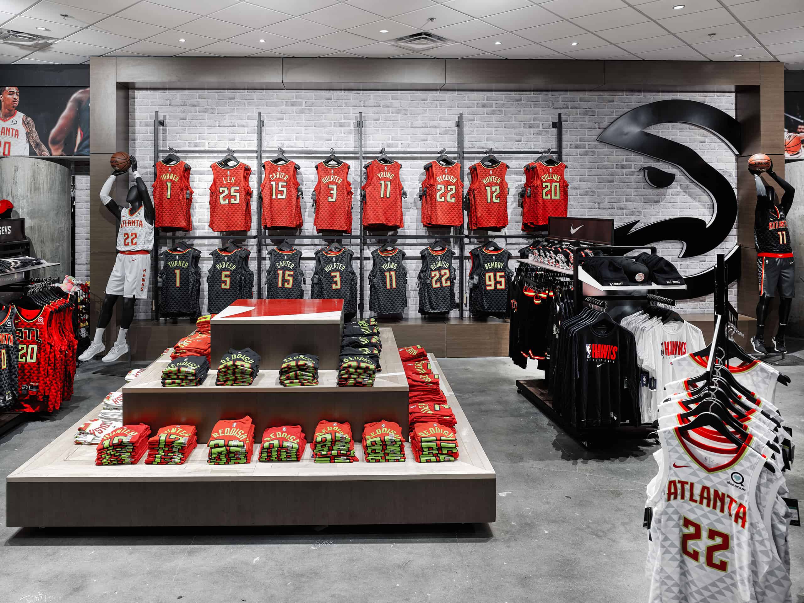 Atlanta Hawks Team Store - OPTO International - Modular & Custom Retail ...